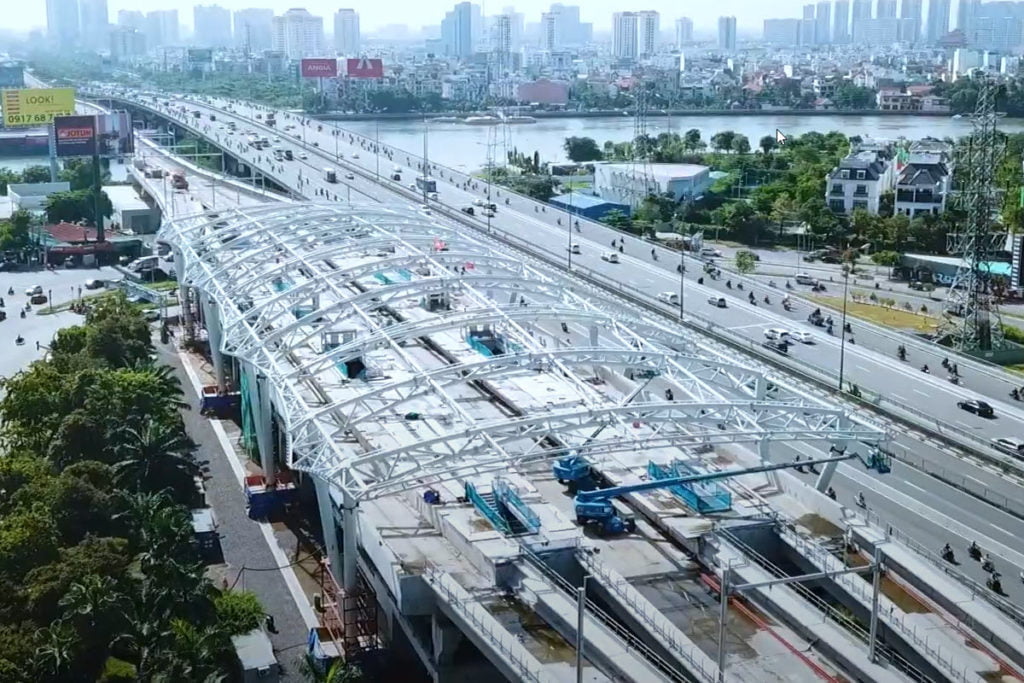 Quá trình thi công mái che Metro Tân Cảng 2024 - Flexiiform